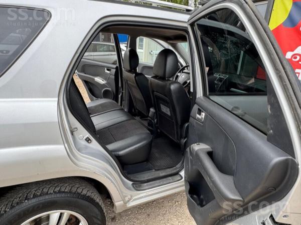 Киа Sportage 2007 в Рига, объемом двигателя 2.00 л и пробегом 304 тыс. км за 2700 €, фото 10 на AUTOMOTO.COM.LV