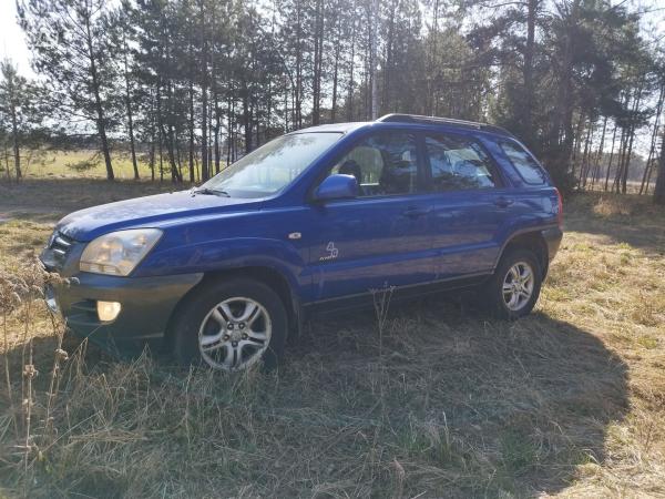 Kia Sportage 2008 in Vilnius, with an engine capacity of 2.00 L and mileage of 186 thousand km for 1550 €, photo 2 on AUTOMOTO.COM.LV