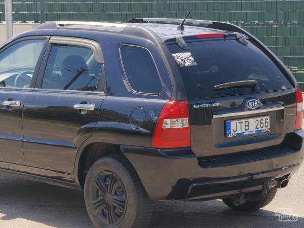 Kia Sportage 2008 Viļņa, ar dzinēja tilpumu 2.00 L un nobraukumu 234 tūkst. km par 2750 €, foto 4 vietnē AUTOMOTO.COM.LV