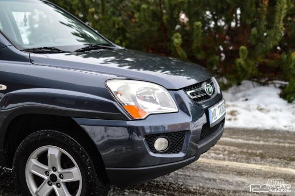 Kia Sportage 2010 in Kretinga, with an engine capacity of 2.00 L and mileage of 204 thousand km for 4250 €, photo 4 on AUTOMOTO.COM.LV