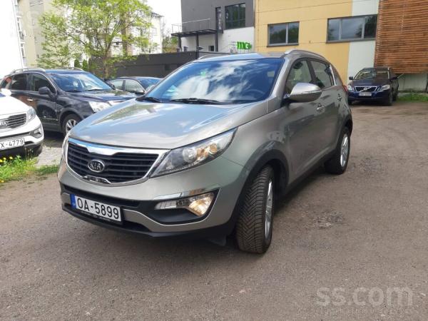 Kia Sportage 2010 Daugavpils, ar dzinēja tilpumu 2.00 L un nobraukumu 0 tūkst. km par 7700 €, foto 1 vietnē AUTOMOTO.COM.LV