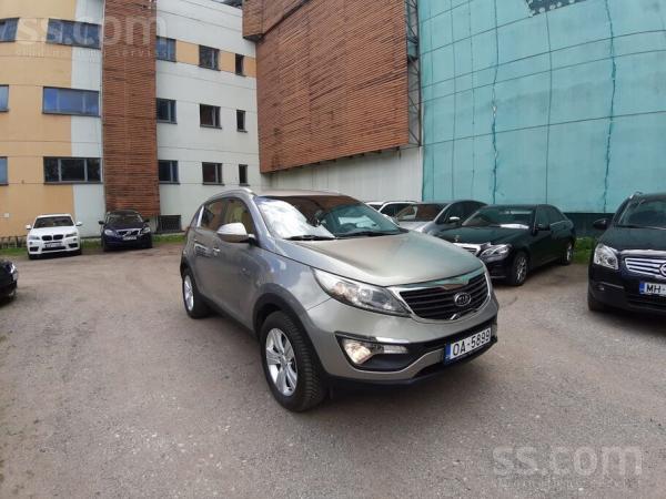 Kia Sportage 2010 Daugavpils, ar dzinēja tilpumu 2.00 L un nobraukumu 0 tūkst. km par 7700 €, foto 4 vietnē AUTOMOTO.COM.LV