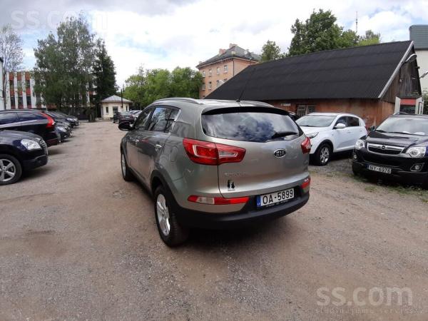 Kia Sportage 2010 Daugavpils, ar dzinēja tilpumu 2.00 L un nobraukumu 0 tūkst. km par 7700 €, foto 8 vietnē AUTOMOTO.COM.LV