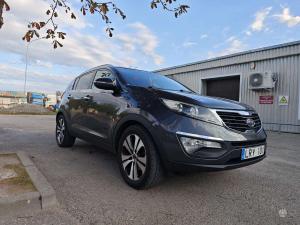 Kia Sportage 2011 in Marijampole, with an engine capacity of 2.00 L and mileage of 265 thousand km for 9700 €, photo 1 on AUTOMOTO.COM.LV