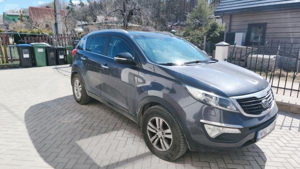 Kia Sportage 2011 in Vilnius, with an engine capacity of 2.00 L and mileage of 253 thousand km for 5650 €, photo 4 on AUTOMOTO.COM.LV