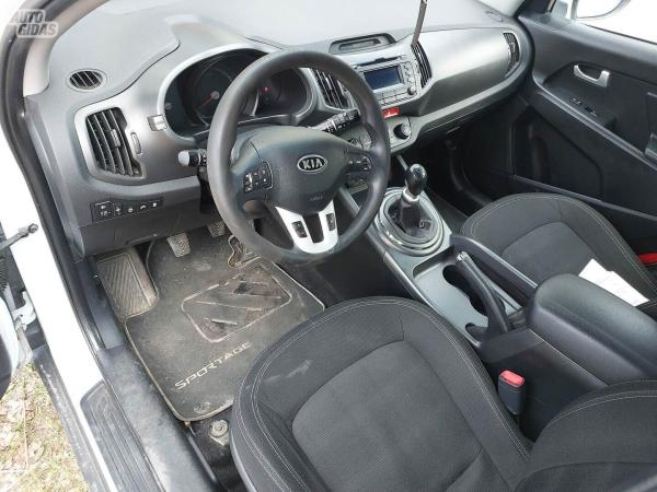 Киа Sportage 2011 в Вильнюс, объемом двигателя 1.70 л и пробегом 237 тыс. км за 4999 €, фото 6 на AUTOMOTO.COM.LV