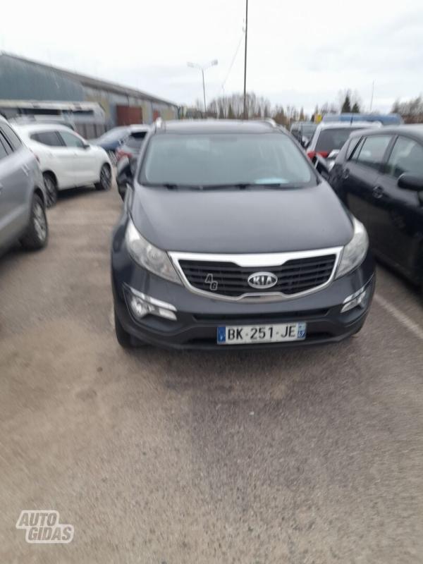 Kia Sportage 2011 in Siauliai, with an engine capacity of 2.00 L and mileage of 187 thousand km for 7500 €, photo 1 on AUTOMOTO.COM.LV