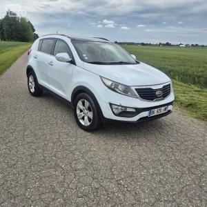 Kia Sportage 2011 in Radviliskis, with an engine capacity of 1.70 L and mileage of 235 thousand km for 4600 €, photo  on AUTOMOTO.COM.LV