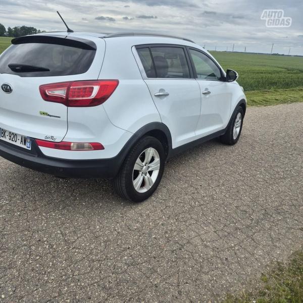 Киа Sportage 2011 в Радвилишкис, объемом двигателя 1.70 л и пробегом 235 тыс. км за 4600 €, фото 5 на AUTOMOTO.COM.LV