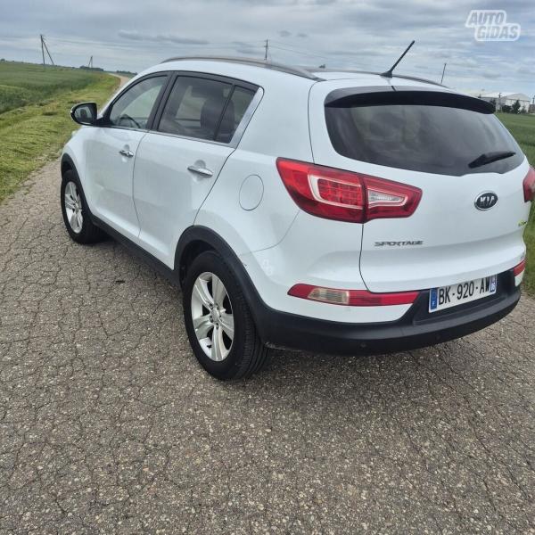 Киа Sportage 2011 в Радвилишкис, объемом двигателя 1.70 л и пробегом 235 тыс. км за 4600 €, фото 6 на AUTOMOTO.COM.LV