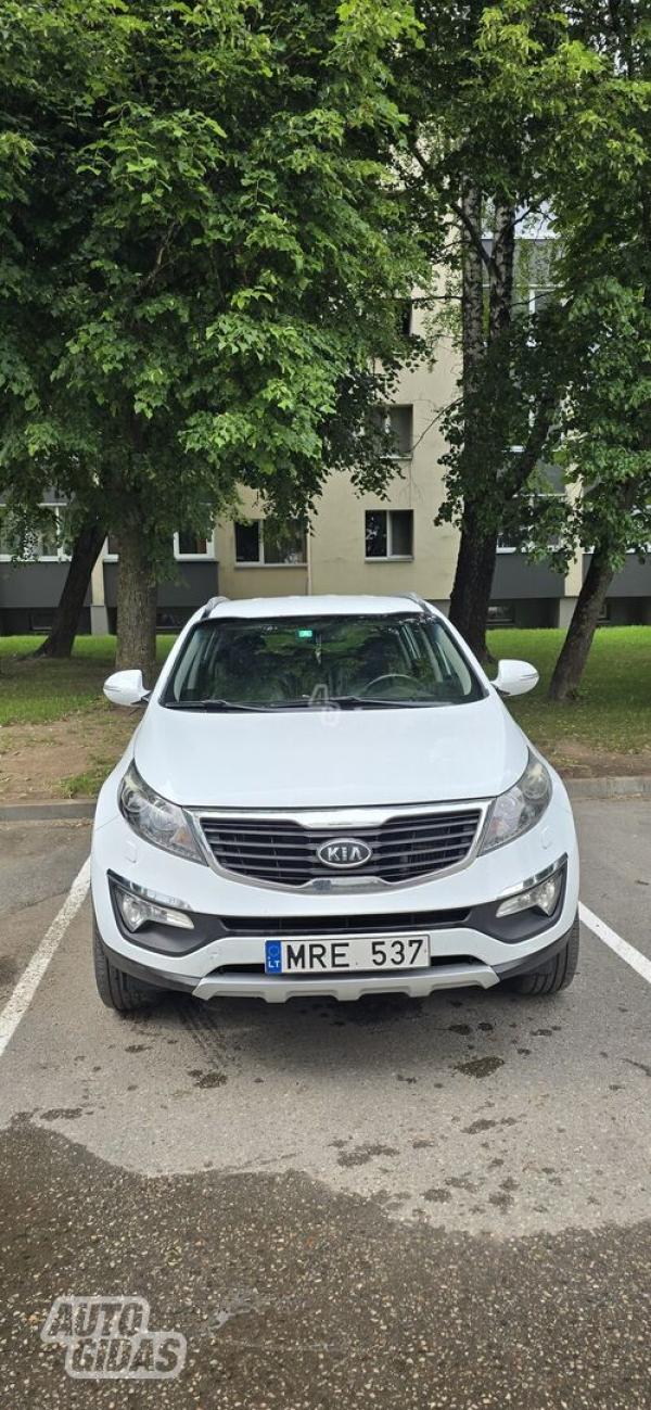 Kia Sportage 2011 in Jonava, with an engine capacity of 1.70 L and mileage of 240 thousand km for 5399 €, photo 2 on AUTOMOTO.COM.LV