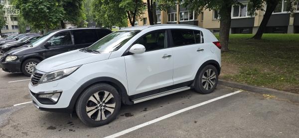 Kia Sportage 2011 in Jonava, with an engine capacity of 1.70 L and mileage of 240 thousand km for 5399 €, photo 3 on AUTOMOTO.COM.LV