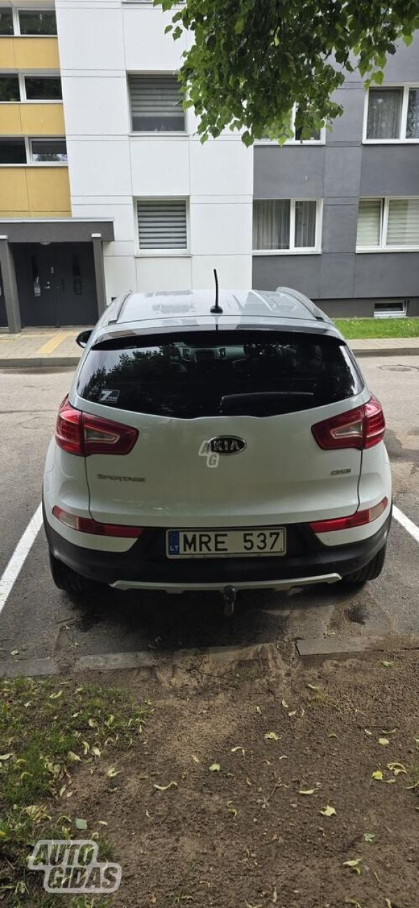 Kia Sportage 2011 in Jonava, with an engine capacity of 1.70 L and mileage of 240 thousand km for 5399 €, photo 5 on AUTOMOTO.COM.LV