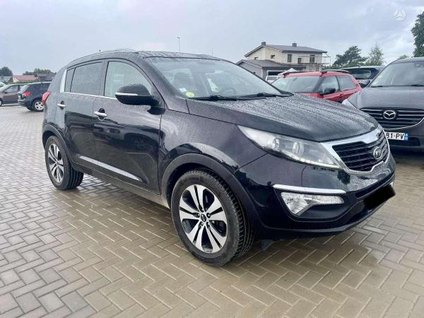 Киа Sportage 2011 в Таураге, объемом двигателя 1.70 л и пробегом 253 тыс. км за 5250 €, фото 1 на AUTOMOTO.COM.LV