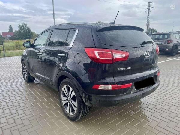 Киа Sportage 2011 в Таураге, объемом двигателя 1.70 л и пробегом 253 тыс. км за 5250 €, фото 2 на AUTOMOTO.COM.LV