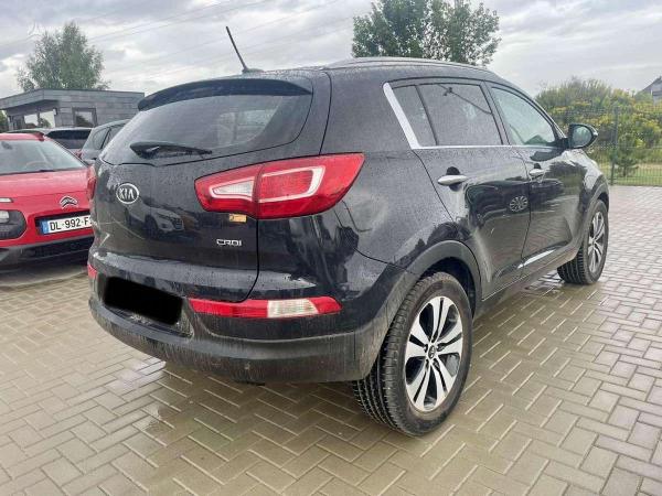 Киа Sportage 2011 в Таураге, объемом двигателя 1.70 л и пробегом 253 тыс. км за 5250 €, фото 8 на AUTOMOTO.COM.LV