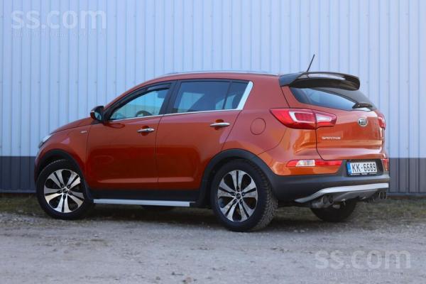 Kia Sportage 2012 in Riga, with an engine capacity of 2.00 L and mileage of 0 thousand km for 14400 €, photo 7 on AUTOMOTO.COM.LV