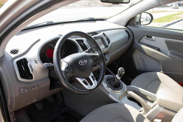 Kia Sportage 2012 Kauņa, ar dzinēja tilpumu 1.70 L un nobraukumu 186 tūkst. km par 7300 €, foto 7 vietnē AUTOMOTO.COM.LV