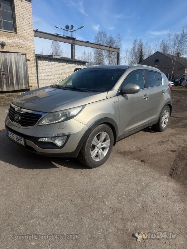 Kia Sportage 2012 in Paide, with an engine capacity of 2.00 L and mileage of 290 thousand km for 6200 €, photo 1 on AUTOMOTO.COM.LV