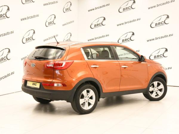 Kia Sportage 2012 Viļņa, ar dzinēja tilpumu 2.00 L un nobraukumu 262 tūkst. km par 4900 €, foto 2 vietnē AUTOMOTO.COM.LV