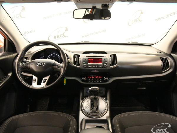 Kia Sportage 2012 Viļņa, ar dzinēja tilpumu 2.00 L un nobraukumu 262 tūkst. km par 4900 €, foto 3 vietnē AUTOMOTO.COM.LV