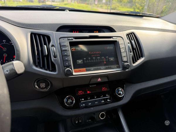 Kia Sportage 2012 in Marijampole, with an engine capacity of 1.69 L and mileage of 176 thousand km for 5750 €, photo 11 on AUTOMOTO.COM.LV