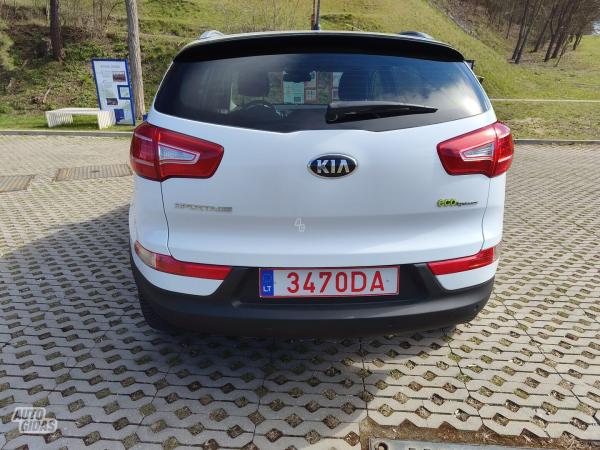 Kia Sportage 2013 in Kaunas, with an engine capacity of 2.00 L and mileage of 164 thousand km for 5200 €, photo 5 on AUTOMOTO.COM.LV