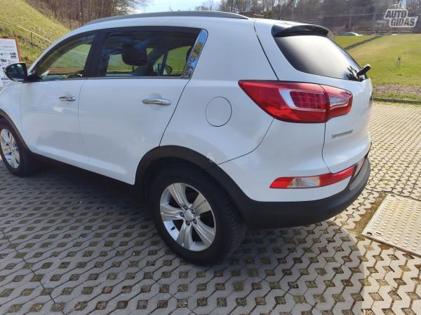 Kia Sportage 2013 in Kaunas, with an engine capacity of 2.00 L and mileage of 164 thousand km for 5200 €, photo 6 on AUTOMOTO.COM.LV