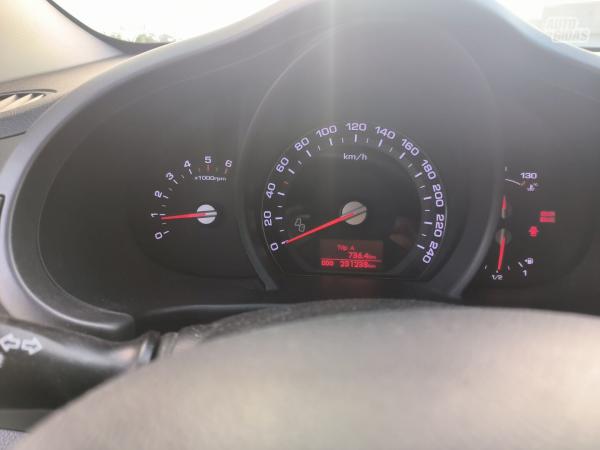 Kia Sportage 2013 in Panevezys, with an engine capacity of 1.70 L and mileage of 231 thousand km for 5650 €, photo 8 on AUTOMOTO.COM.LV