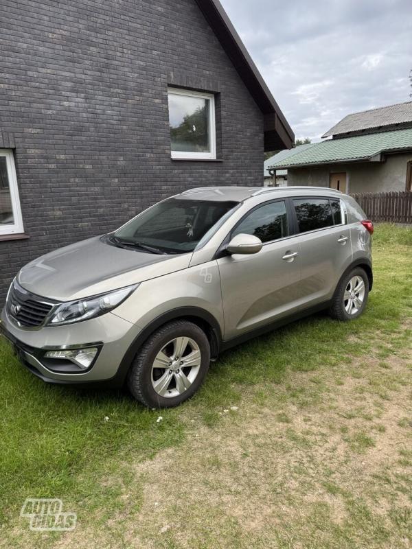 Kia Sportage 2013 in Vilnius on AUTOMOTO.COM.LV Kia Sportage 2013 in Vilnius, with an engine capacity of 2.00 L and mileage of 152 thousand km for 7000 €, photo 5 on AUTOMOTO.COM.LV
