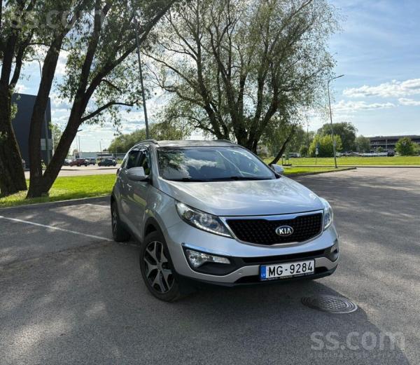 Kia Sportage 2014 Rīga, ar dzinēja tilpumu 1.70 L un nobraukumu 270 tūkst. km par 7000 €, foto 2 vietnē AUTOMOTO.COM.LV