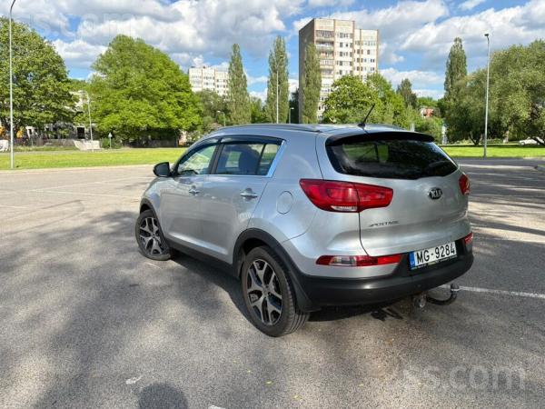 Kia Sportage 2014 Rīga, ar dzinēja tilpumu 1.70 L un nobraukumu 270 tūkst. km par 7000 €, foto 5 vietnē AUTOMOTO.COM.LV