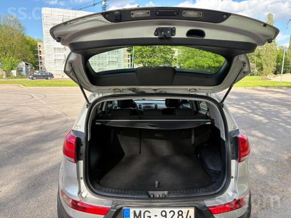 Kia Sportage 2014 in Riga, with an engine capacity of 1.70 L and mileage of 270 thousand km for 7000 €, photo 7 on AUTOMOTO.COM.LV