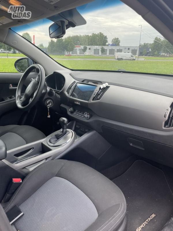 Kia Sportage 2014 in Kaunas, with an engine capacity of 2.40 L and mileage of 185 thousand km for 6300 €, photo 7 on AUTOMOTO.COM.LV