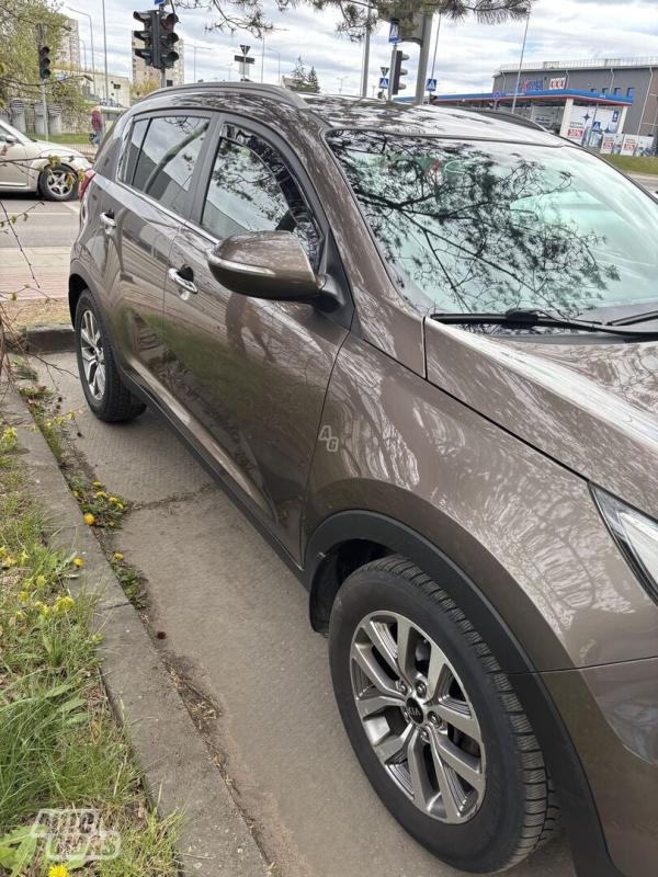 Kia Sportage 2015 in Vilnius, with an engine capacity of 1.70 L and mileage of 154 thousand km for 9700 €, photo 2 on AUTOMOTO.COM.LV