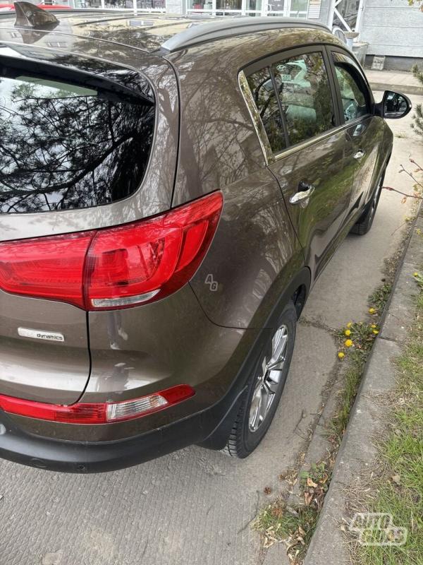 Kia Sportage 2015 in Vilnius, with an engine capacity of 1.70 L and mileage of 154 thousand km for 9700 €, photo 5 on AUTOMOTO.COM.LV