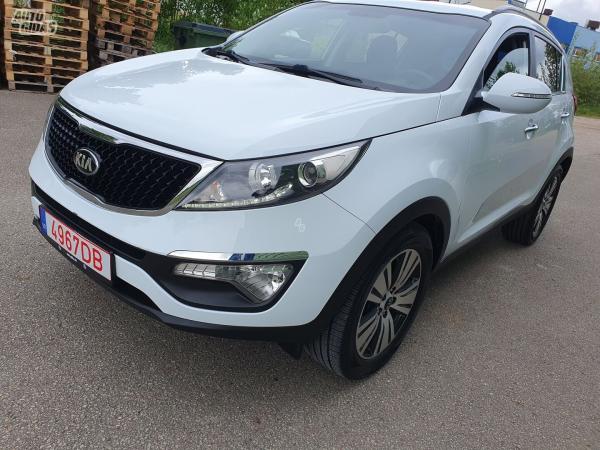 Kia Sportage 2015 Šauļi, ar dzinēja tilpumu 1.70 L un nobraukumu 298 tūkst. km par 6200 €, foto 3 vietnē AUTOMOTO.COM.LV