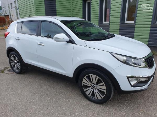 Kia Sportage 2015 Šauļi, ar dzinēja tilpumu 1.70 L un nobraukumu 298 tūkst. km par 6200 €, foto 4 vietnē AUTOMOTO.COM.LV