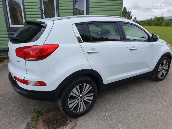 Kia Sportage 2015 Šauļi, ar dzinēja tilpumu 1.70 L un nobraukumu 298 tūkst. km par 6200 €, foto 5 vietnē AUTOMOTO.COM.LV