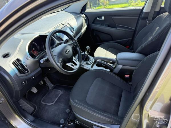 Kia Sportage 2015 in Klaipeda, with an engine capacity of 1.70 L and mileage of 165 thousand km for 7600 €, photo 9 on AUTOMOTO.COM.LV
