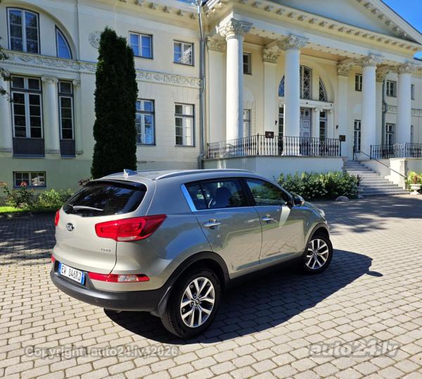 Kia Sportage 2015 Tallina, ar dzinēja tilpumu 2.00 L un nobraukumu 198 tūkst. km par 8990 €, foto 6 vietnē AUTOMOTO.COM.LV