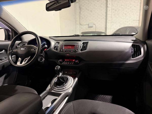 Kia Sportage 2015 in Klaipeda on AUTOMOTO.COM.LV Kia Sportage 2015 in Klaipeda, with an engine capacity of 0.00 L and mileage of 192 thousand km for 5999 €, photo 3 on AUTOMOTO.COM.LV