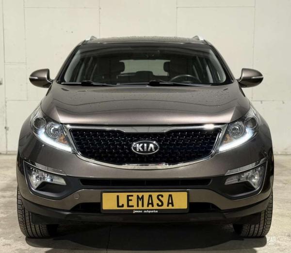Kia Sportage 2015 in Klaipeda on AUTOMOTO.COM.LV Kia Sportage 2015 in Klaipeda, with an engine capacity of 0.00 L and mileage of 192 thousand km for 5999 €, photo 6 on AUTOMOTO.COM.LV