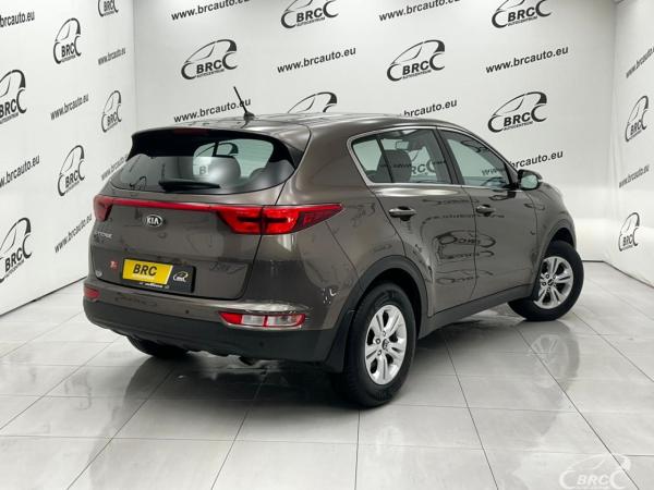Kia Sportage 2016 in Vilnius, with an engine capacity of 1.59 L and mileage of 177 thousand km for 12500 €, photo 2 on AUTOMOTO.COM.LV