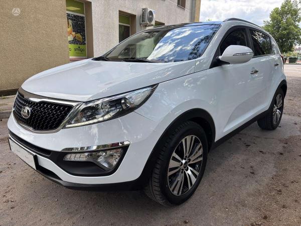 Kia Sportage 2016 in Taurage, with an engine capacity of 1.69 L and mileage of 224 thousand km for 7800 €, photo 2 on AUTOMOTO.COM.LV