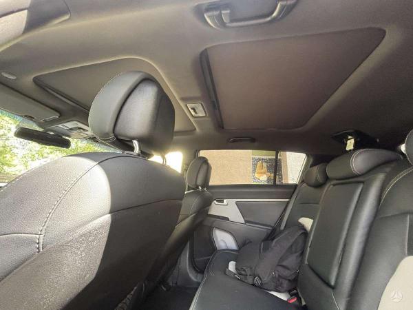 Kia Sportage 2016 in Taurage, with an engine capacity of 1.69 L and mileage of 224 thousand km for 7800 €, photo 8 on AUTOMOTO.COM.LV