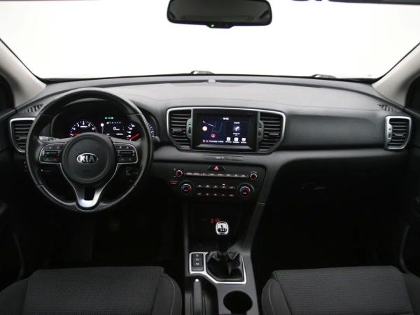 Kia Sportage 2018 in Vilnius, with an engine capacity of 1.60 L and mileage of 199 thousand km for 12299 €, photo 2 on AUTOMOTO.COM.LV