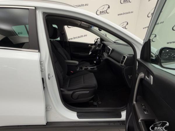 Kia Sportage 2019 in Vilnius, with an engine capacity of 1.60 L and mileage of 275 thousand km for 12900 €, photo 4 on AUTOMOTO.COM.LV