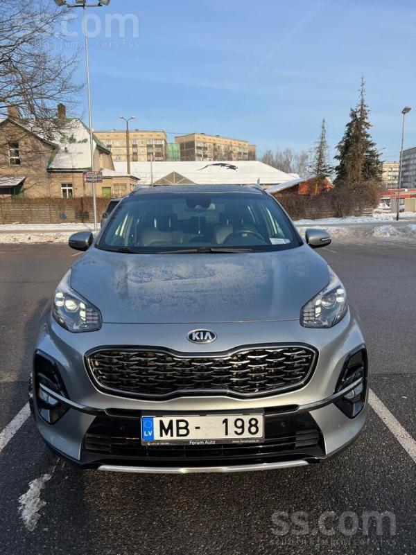 Kia Sportage 2019 in Riga, with an engine capacity of 1.60 L and mileage of 61 thousand km for 16000 €, photo 1 on AUTOMOTO.COM.LV
