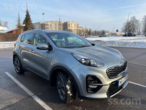 Kia Sportage 2019 in Riga, with an engine capacity of 1.60 L and mileage of 61 thousand km for 16000 €, photo 2 on AUTOMOTO.COM.LV